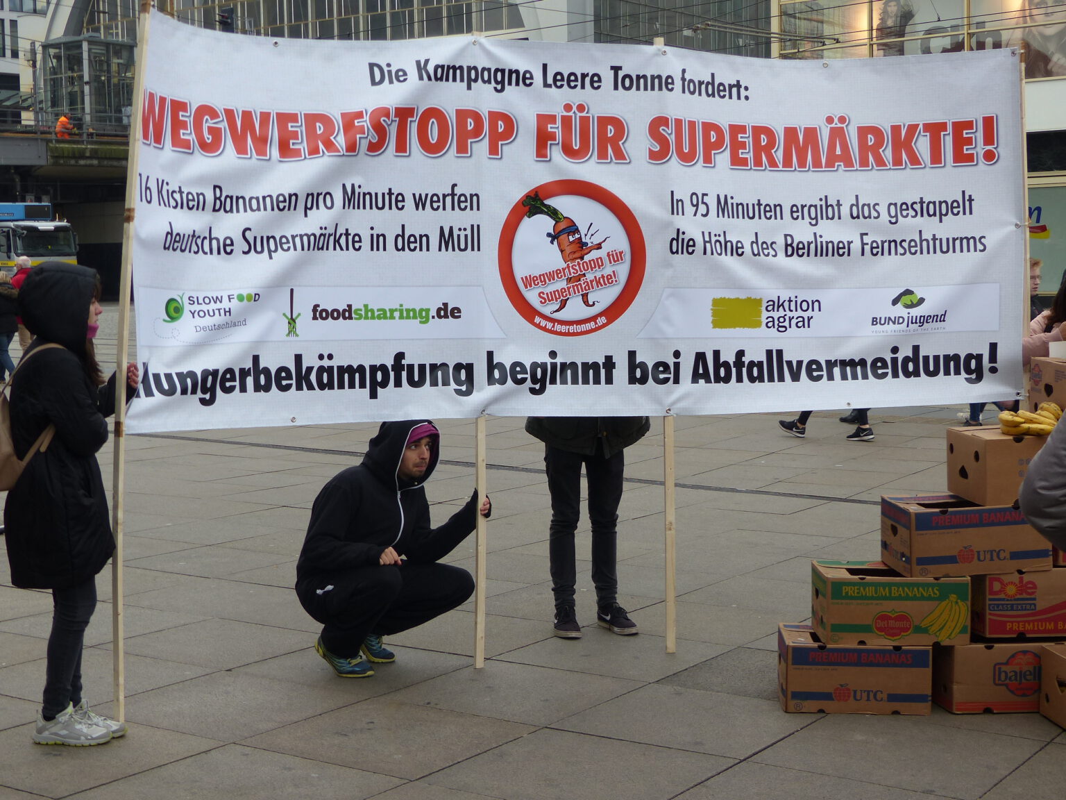 The Power of Food During Political Protest: A 2025 Perspective – 24/7 ...